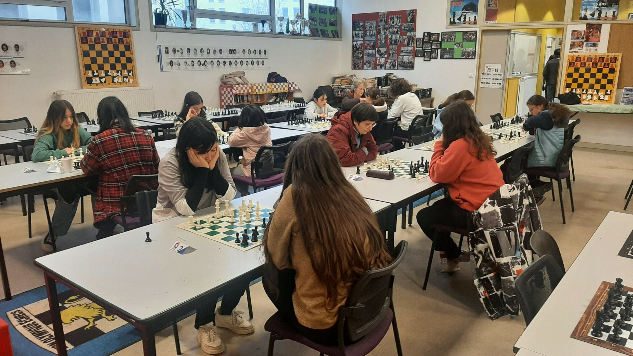 Sarah DJIDJELI remporte le Trophée CAISSA ! – Lyon Olympique Echecs